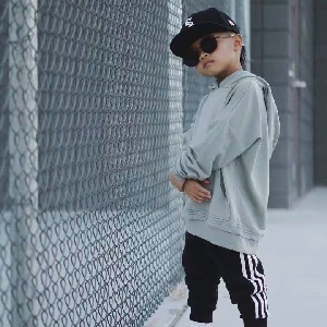 住在三楼的程同学 