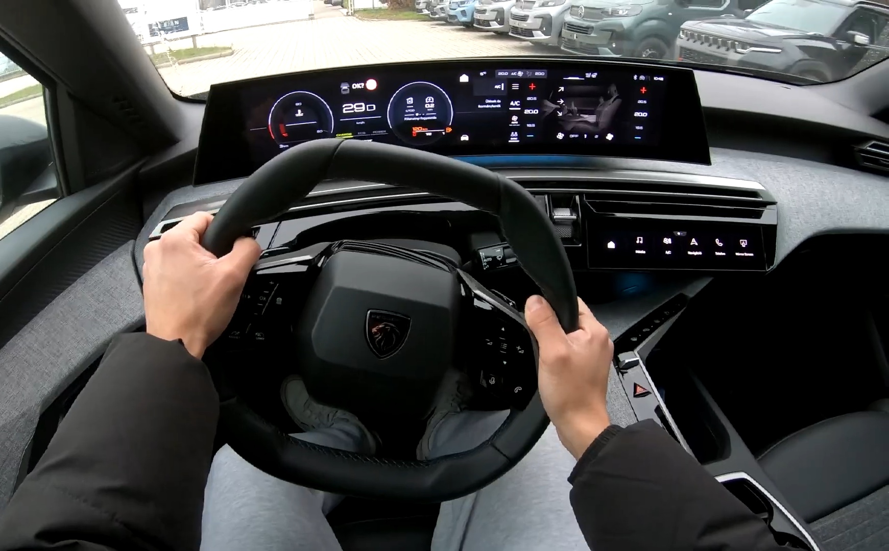 新标致3008除了内饰还有啥吸引力