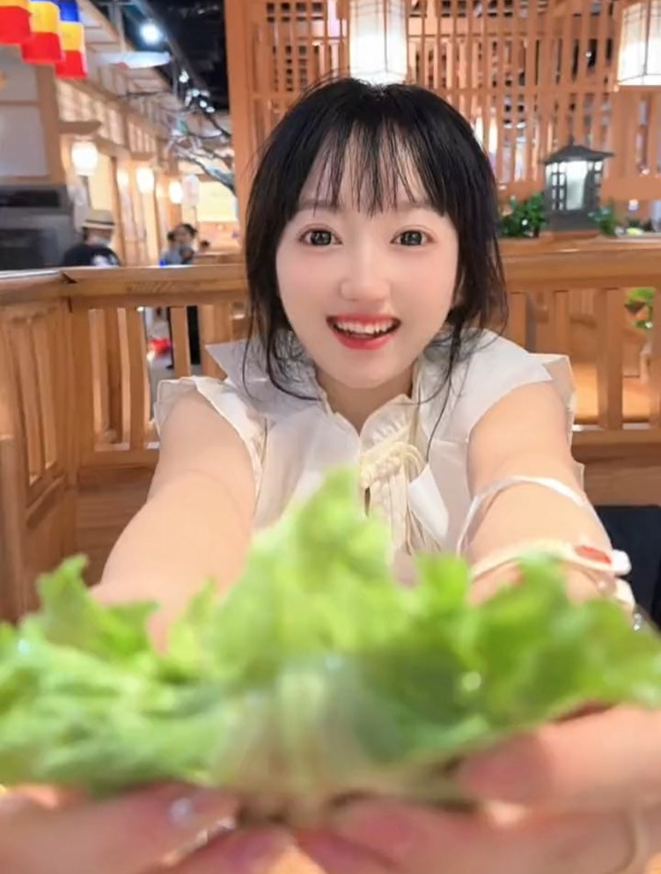 我想问一下榆林哪里还有好吃的?爱就是一起吃好多好多顿饭