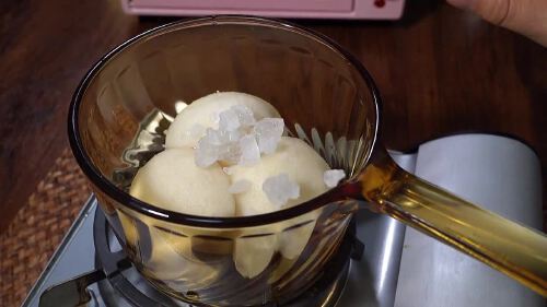 没想到红酒搭配雪梨竟然这么好吃