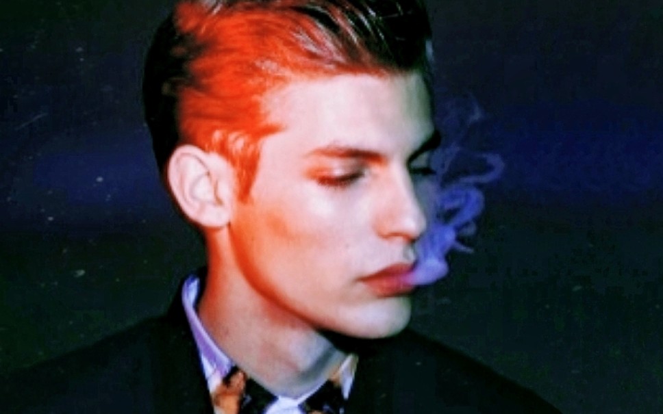 为男模生,为男模死