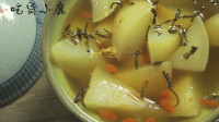 冬天这么吃雪梨,加点枸杞和冰糖,清热润肺,滋养身体