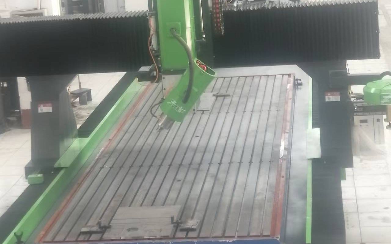 2米*6米大型铝型材木模加工中心