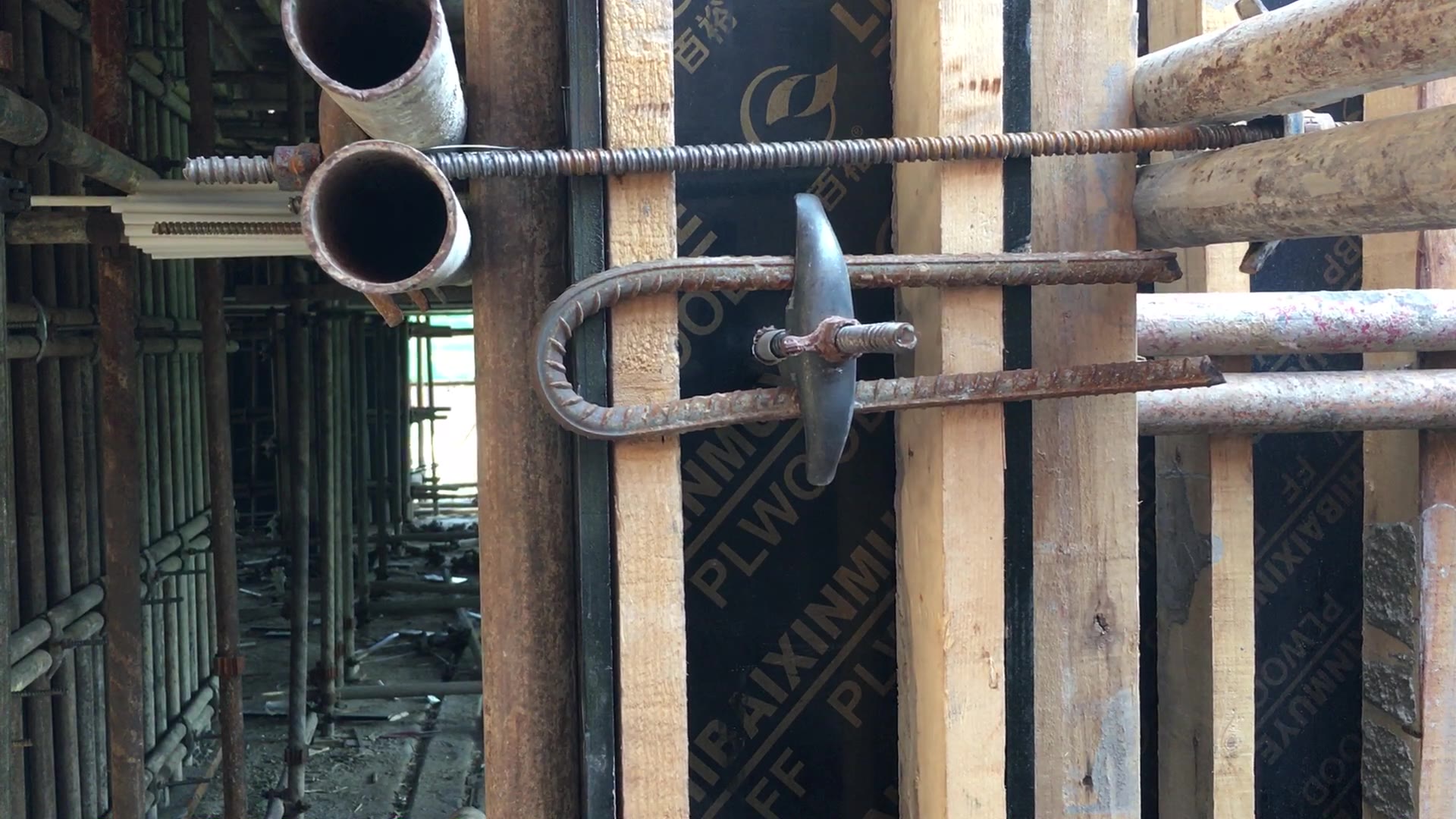 十九号楼标准层楼梯支模