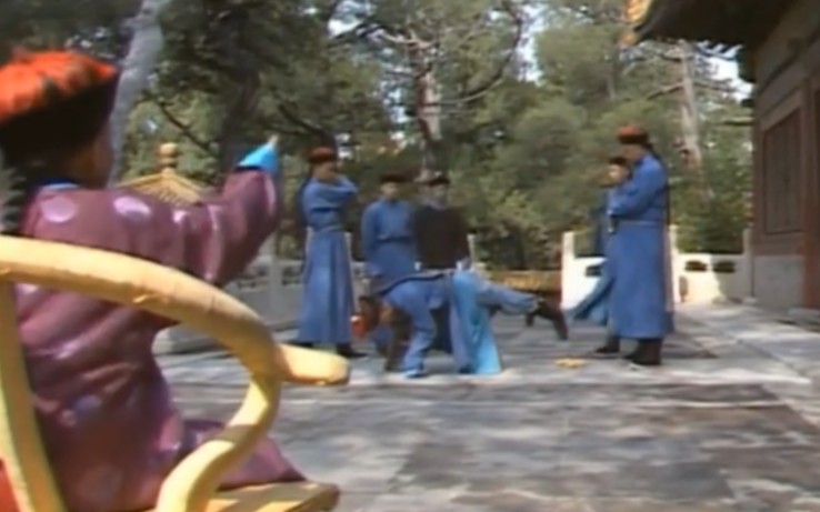 【二字禅】小皇帝的宠物狗丢了,大发雷霆请家法打板子!