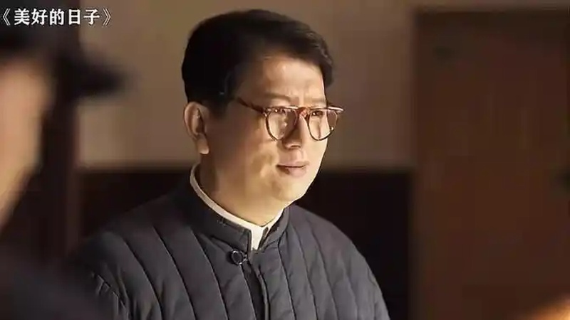 穷小伙打算盘比计算机还快,在厂里立马有了一席之地