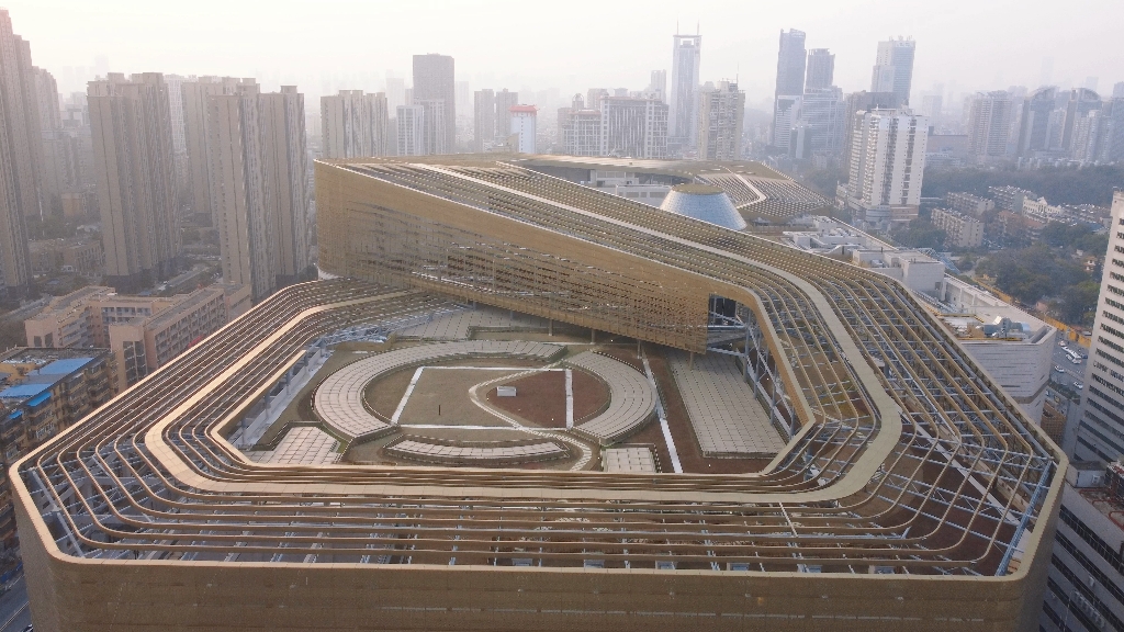 航拍武商梦时代屋顶花园(空中花园)