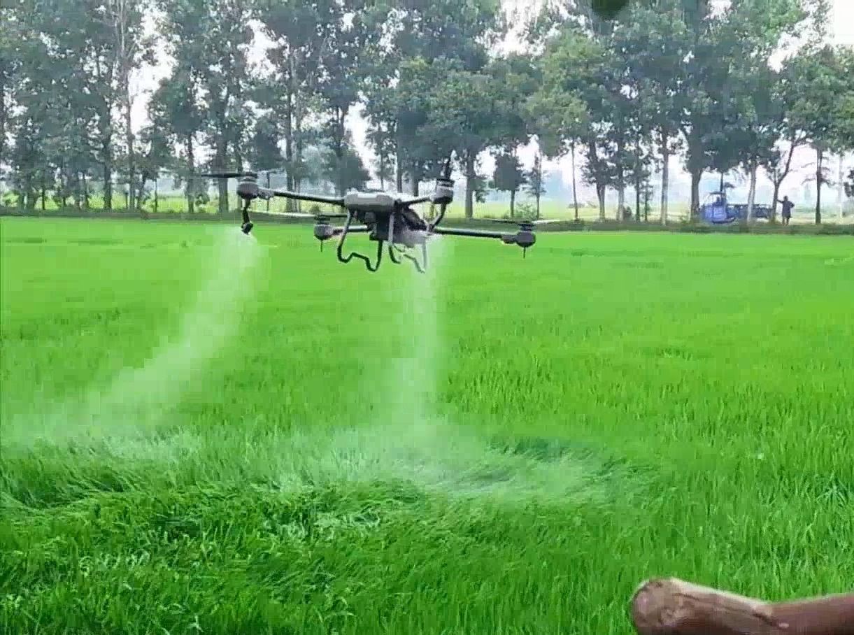 农业植保无人机越来越成为农作物生长药物喷施的关键农机设备
