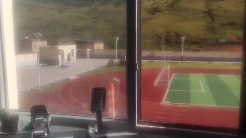 工会会费又收取, 一收收到八月底。 一到八月干嘛了?