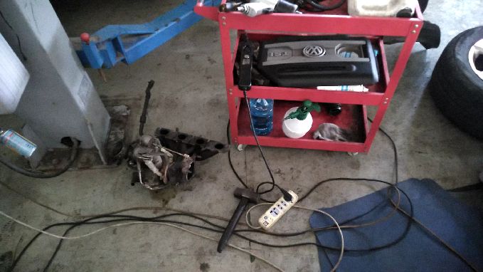 大众途观涡轮增压器拆法