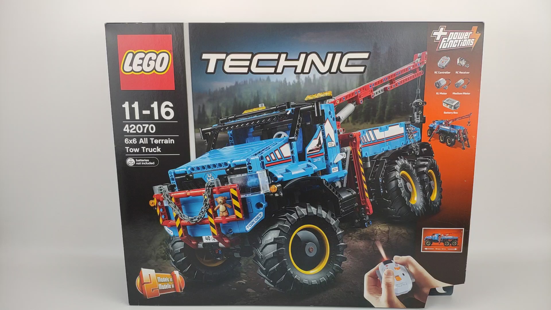 我的第一辆乐高遥控6轮卡车,大家觉得怎么样?