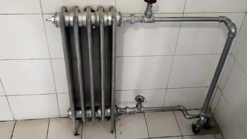 才发现,原来家里的暖气不热,只因为你没有做到这2点,难怪不热