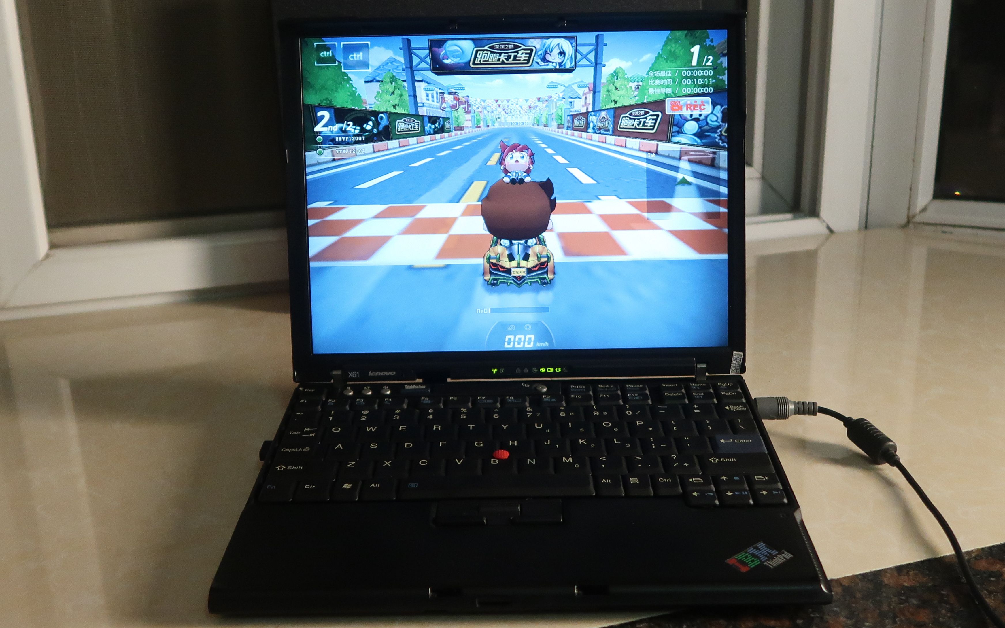 【老电脑】07年的笔记本居然还能玩20年的网游大作——ThinkPadX61...