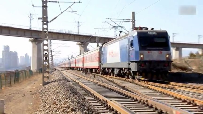 全程33小时包头开往南昌 HXD3C牵引K1278次列车途径大同段