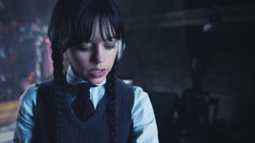 这个女孩不一般,竟拥有预知死亡的能力!奇幻片《星期三》