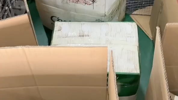 玻璃瓶杯子 盒盖自动线喷漆夹具,真空镀膜过烘干隧道炉烤漆治具弹片,...