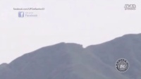 万里长城上空惊现巨型不明飞行物UFO飞行缓慢形状怪异