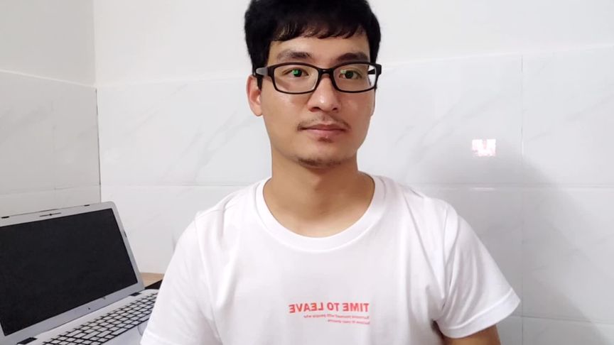 电脑和手机为什么用着用着就卡了?网友:不卡的话厂商就饿死了