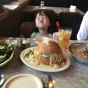 是阿布吉呀 