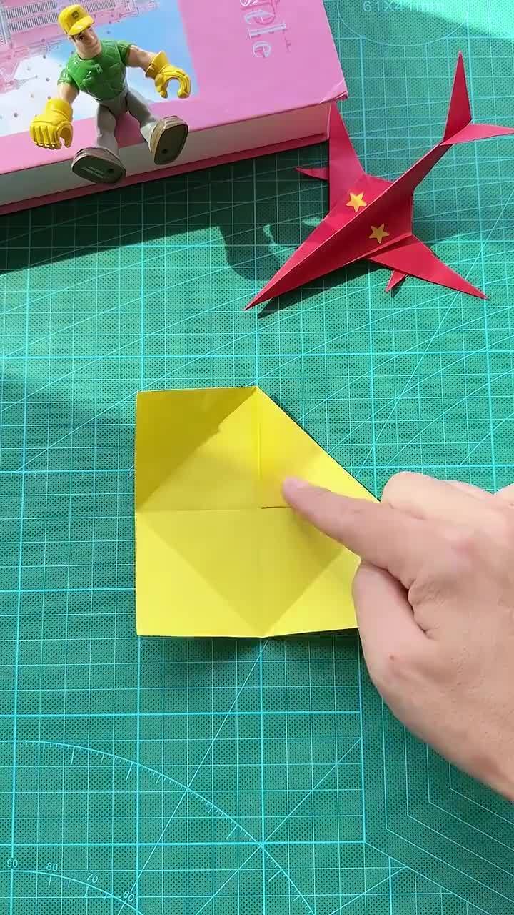 庆国庆,折带螺旋桨的战斗力折纸
