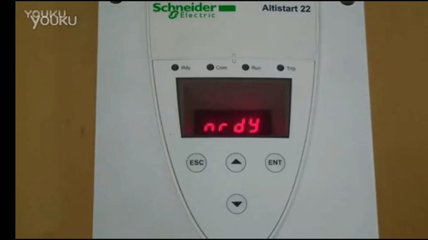 施耐德ATS22软启动器继电器输出的设置
