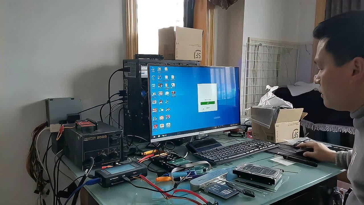 固件硬盘维修(数据恢复)软件免费送了