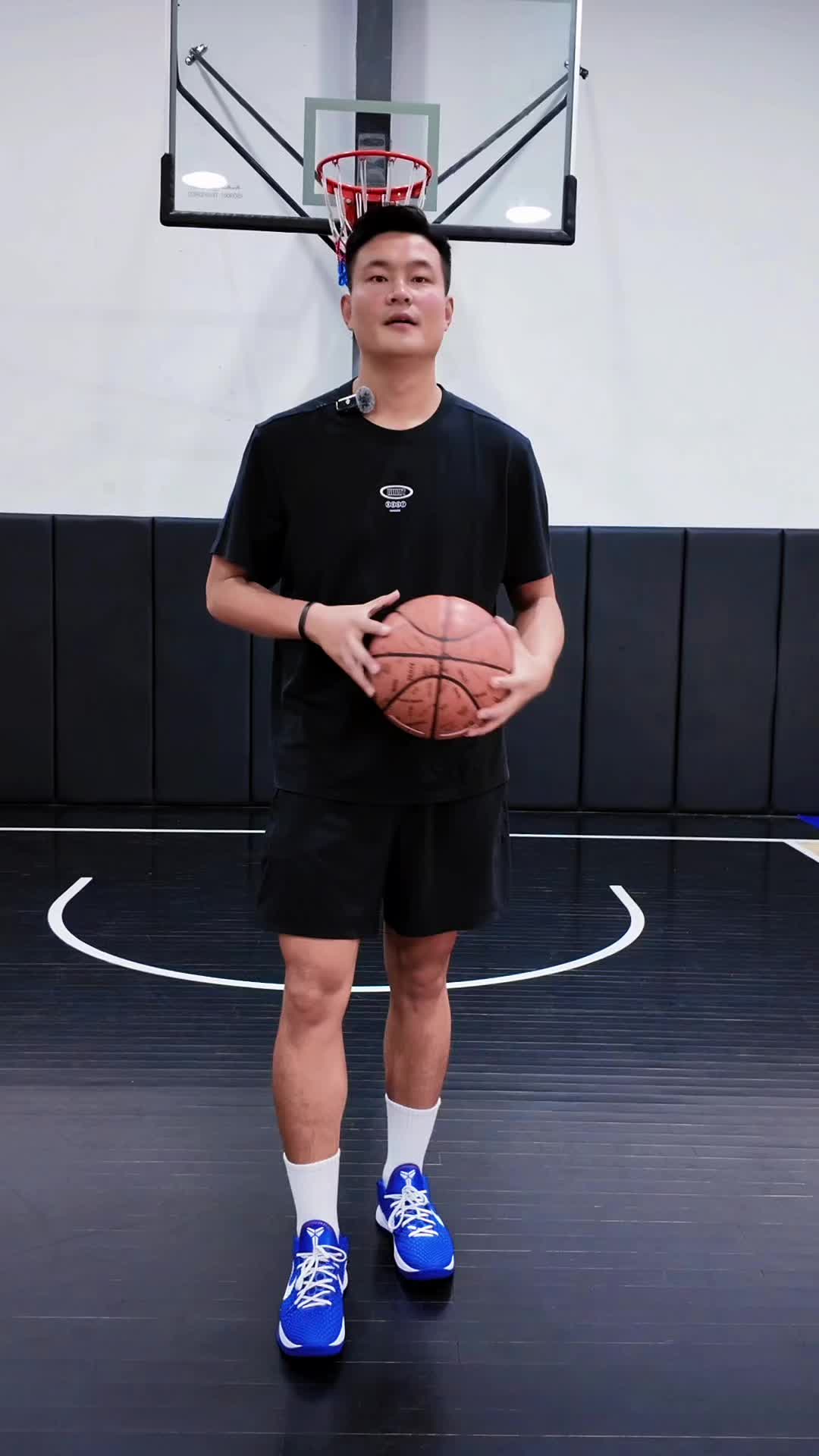 ...「跟练分步模块」 模块一:延迟分步跨下—激活多关节能力 模块二:...