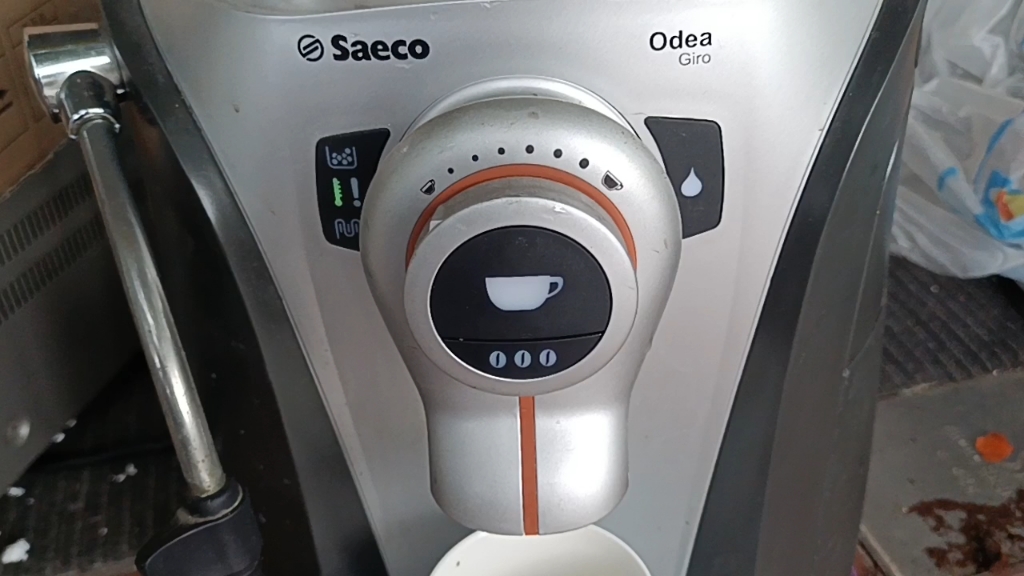 喜客咖啡机通电感叹号常亮,按键都没反应,不磨豆不出咖啡维修