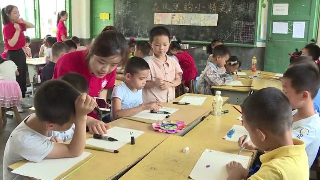 长沙师范学院在我县开展大学生暑期“三下乡”社会实践活动