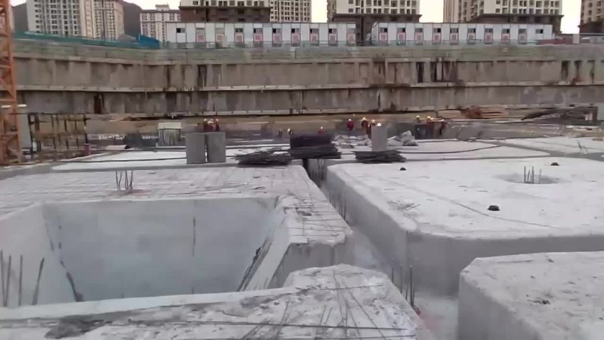 防水层网片筋浇筑细石混凝土