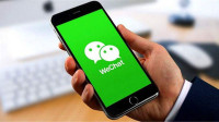 想连wifi没有密码怎么办呢?打开微信这个功能,都不需要万能钥匙