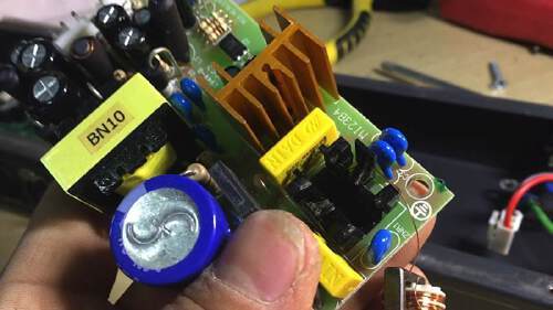 开关电源共模电感坏了能直接拆掉?维修师傅现场演示,真相让人意外!