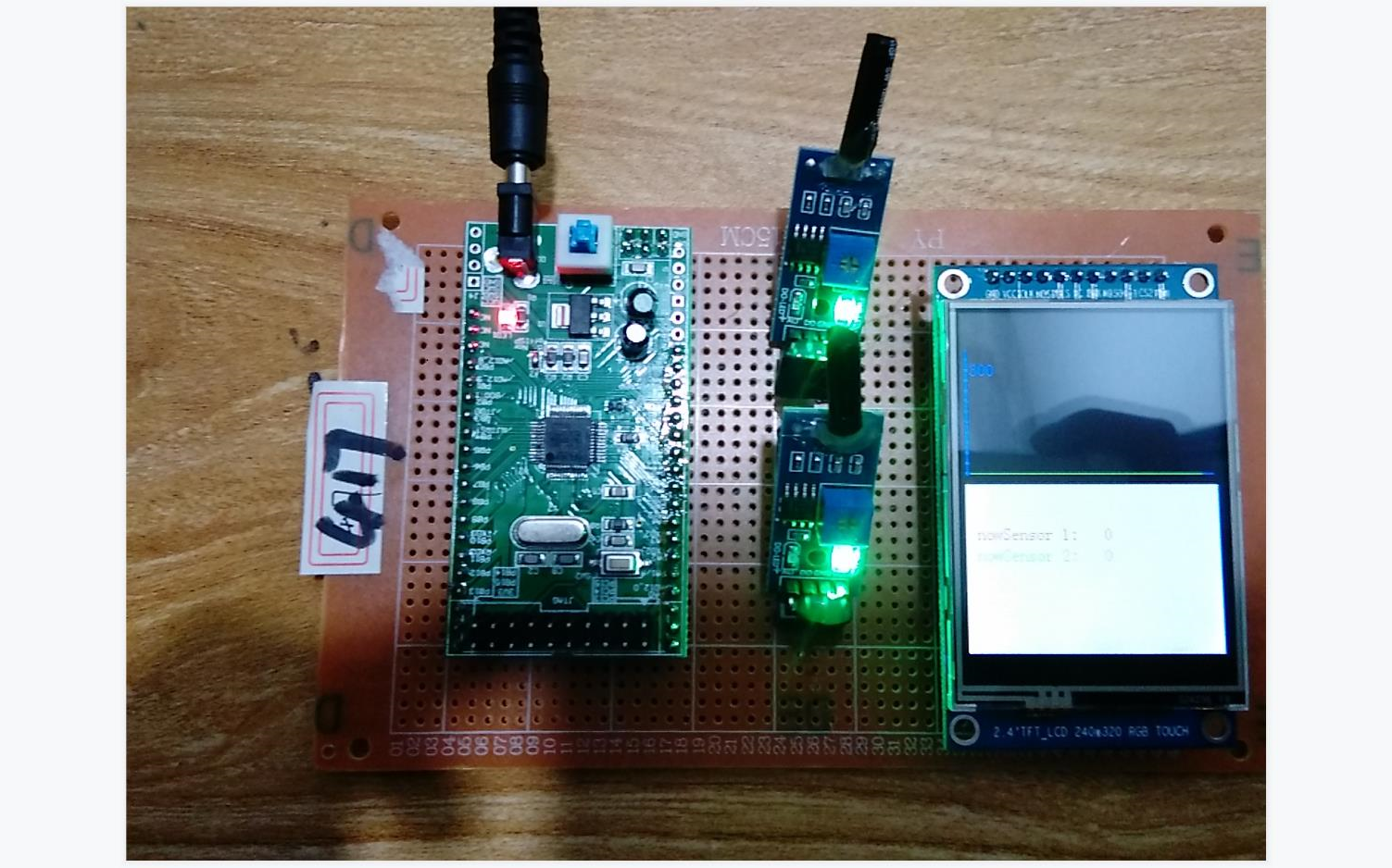 基于STM32单片机的智能地震检测仪两路震动频率曲线显示设计-TFT-...