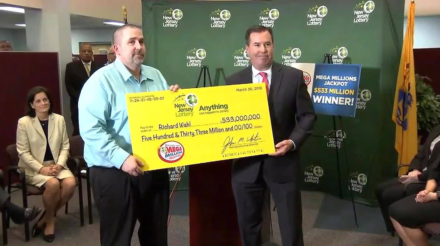 数学家用一个数学公式连中14次彩票头奖,世界为他改变了游戏规则