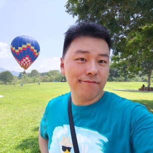情圣李喵喵 