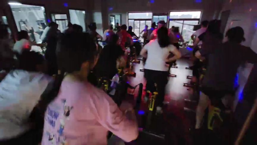 #动感单车 #健身房日常