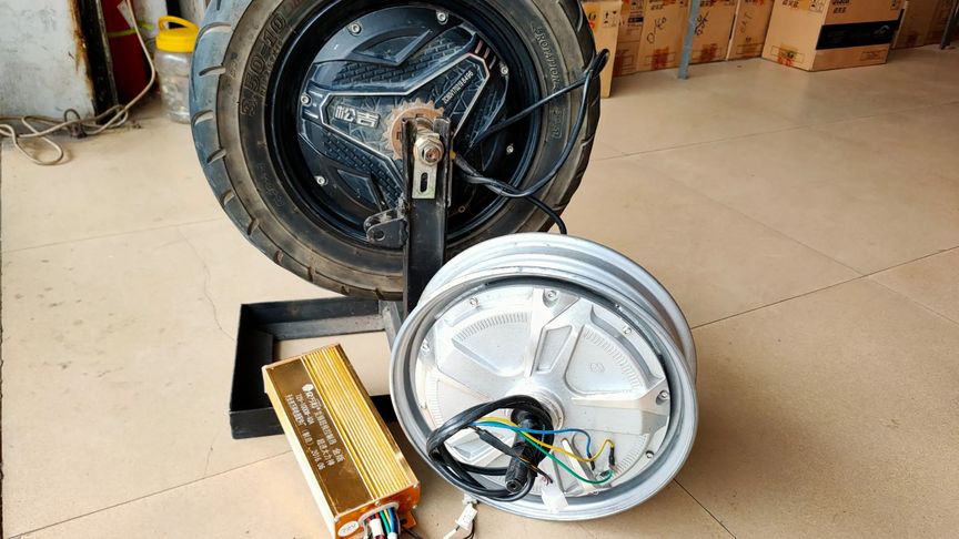 电动车一个控制器怎样连接两个电机运行,看似很复杂其实很简单