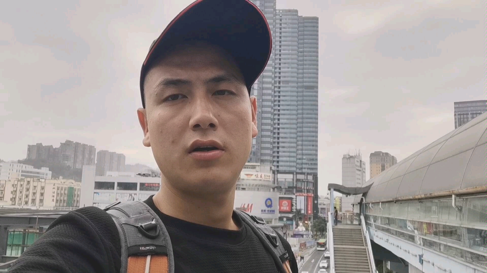 从厦门站到厦门北站,你会选择什么交通方式,看看小伙是怎么选择的