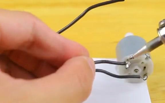 【创意发明】自己在家都能做的4个简单实用的DIY创意家庭小发明