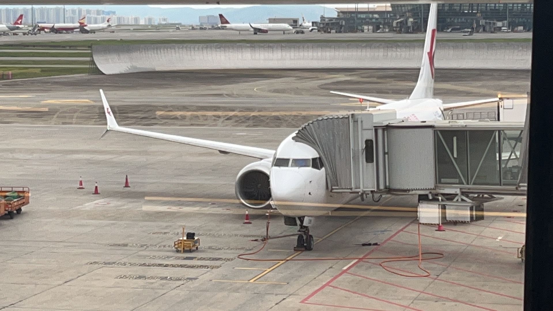 中国东方航空B737MAX8 昆明长水国际机场22号跑道起飞 详情请看简介