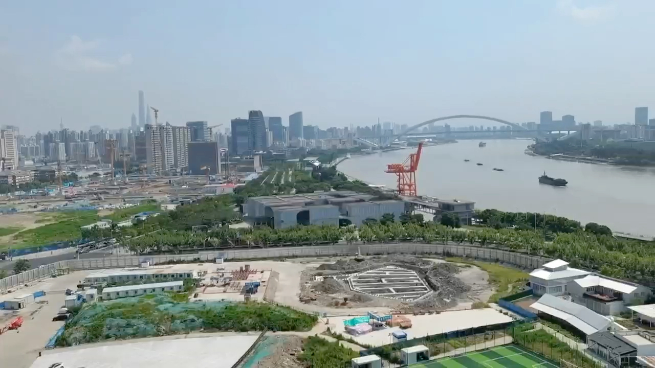 上海西岸,徐汇滨江,尚海湾三期次新房,从未入住,高区带产权车位