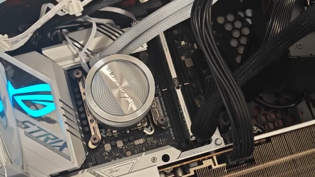 dram灯亮,大佬们这是什么问题啊