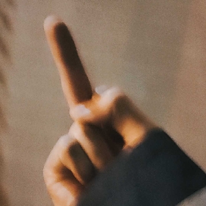 原来是耳东先生吖 