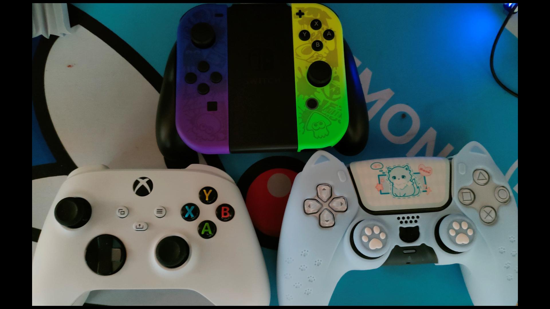 为什么switch掌机盒子里有个ps5手柄