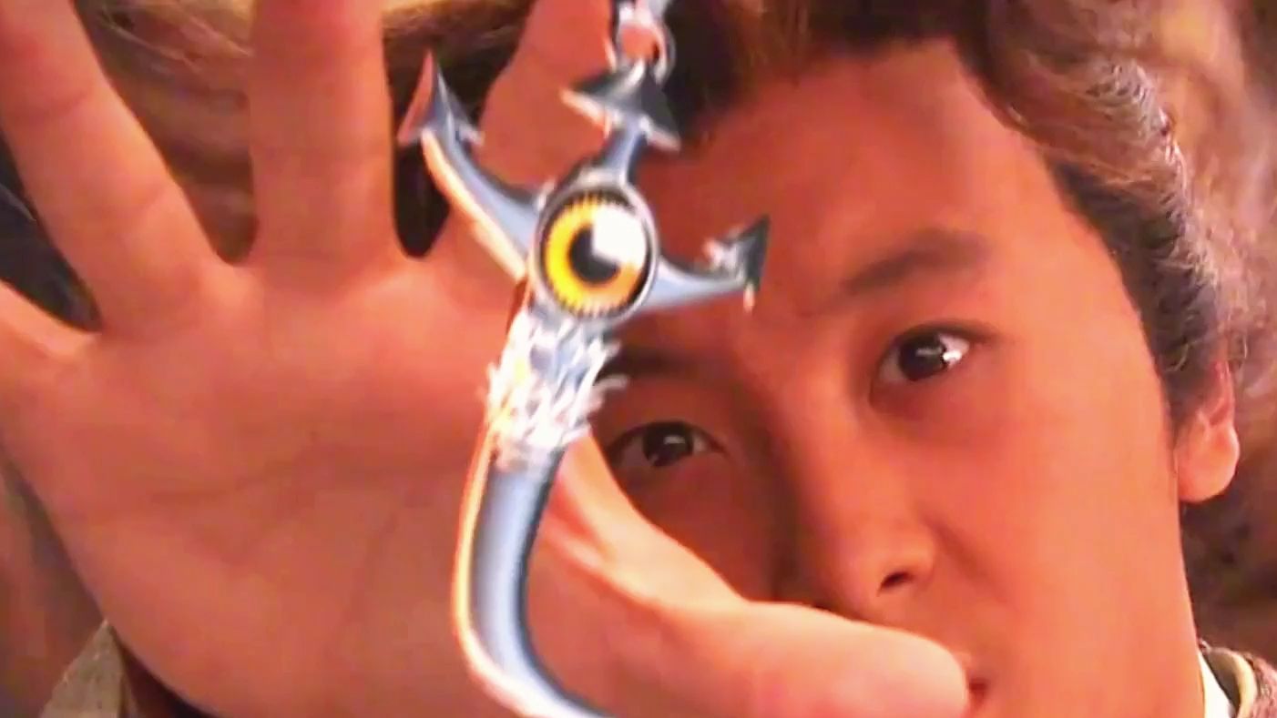 盘点二郎神杨戬的六件兵器,腰挎弹弓新月样,手执三尖两刃枪