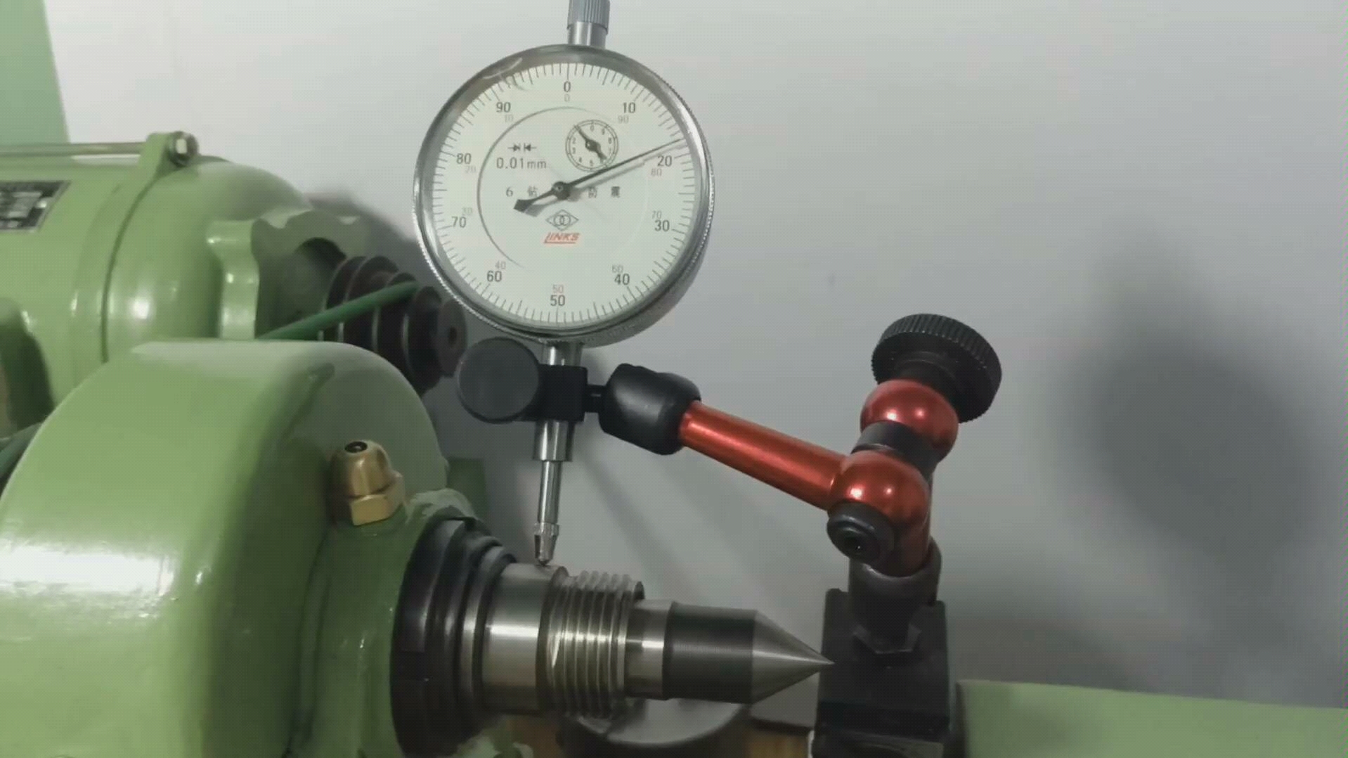 翻新0618车床 经典机器 主轴打表