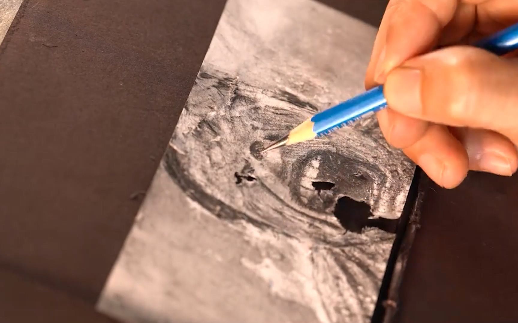 【手绘】前方高燃预警!挑战只用一张纸画手翻书!