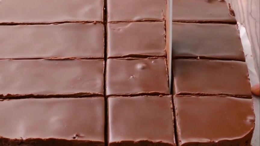 不需要烤箱也能做出这么美味甜品,做法简单的没道理,2分钟学会