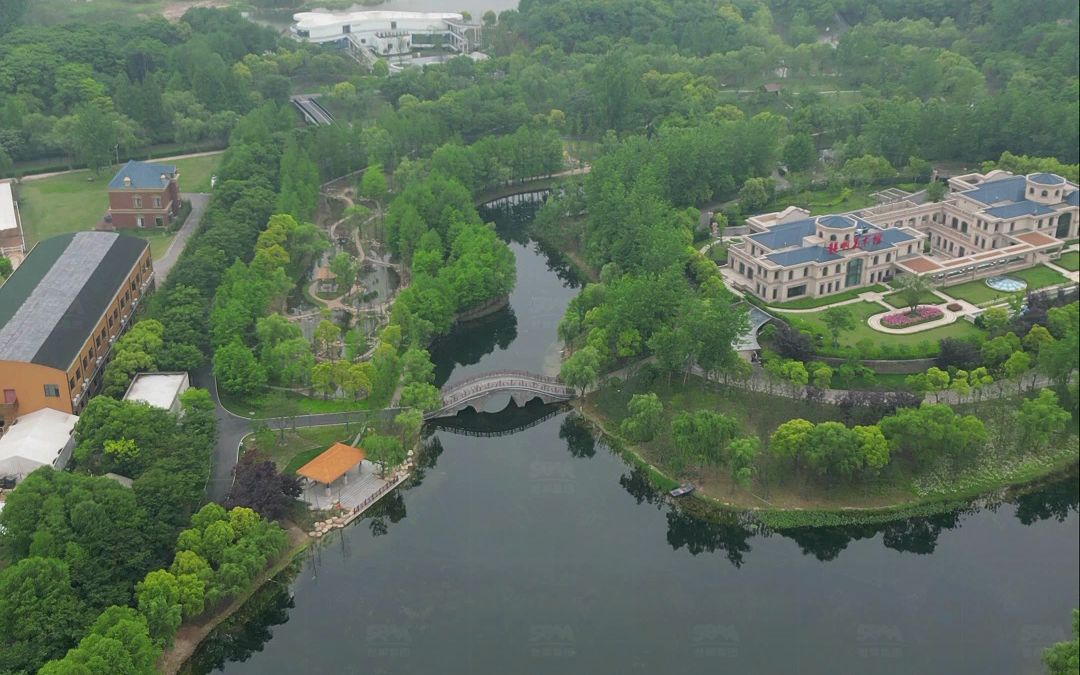 你知道拆除房子产生的建筑垃圾应该怎么处理吗?移动破碎设备,建筑...
