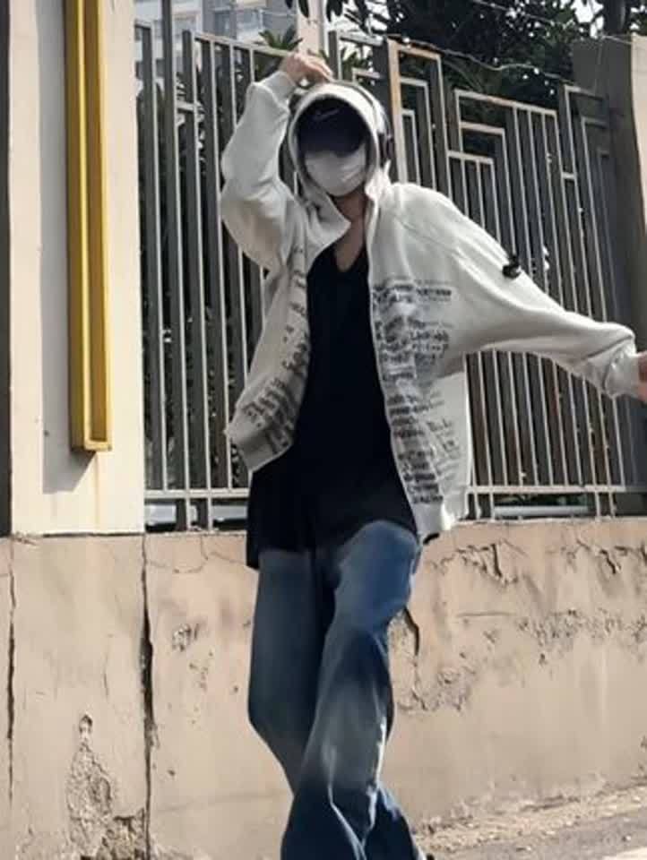 超简单的卡点 快艾特朋友一起跳 #耗子编舞 #潮流舞蹈地图 #浅跳一下
